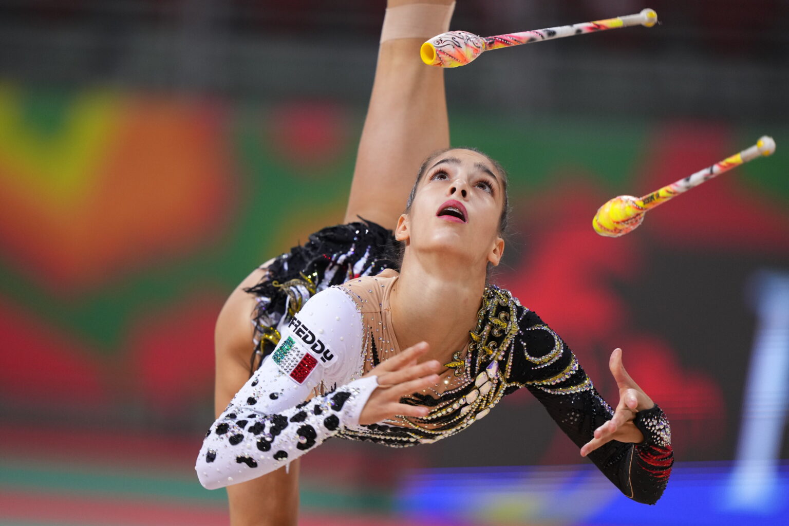 Sofia Raffaeli entra nella Storia: è la nuova campionessa mondiale All ...